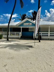 A COMPLETE GUIDE TO RUM POINT GRAND CAYMAN (FROM AN EX-LOCAL)