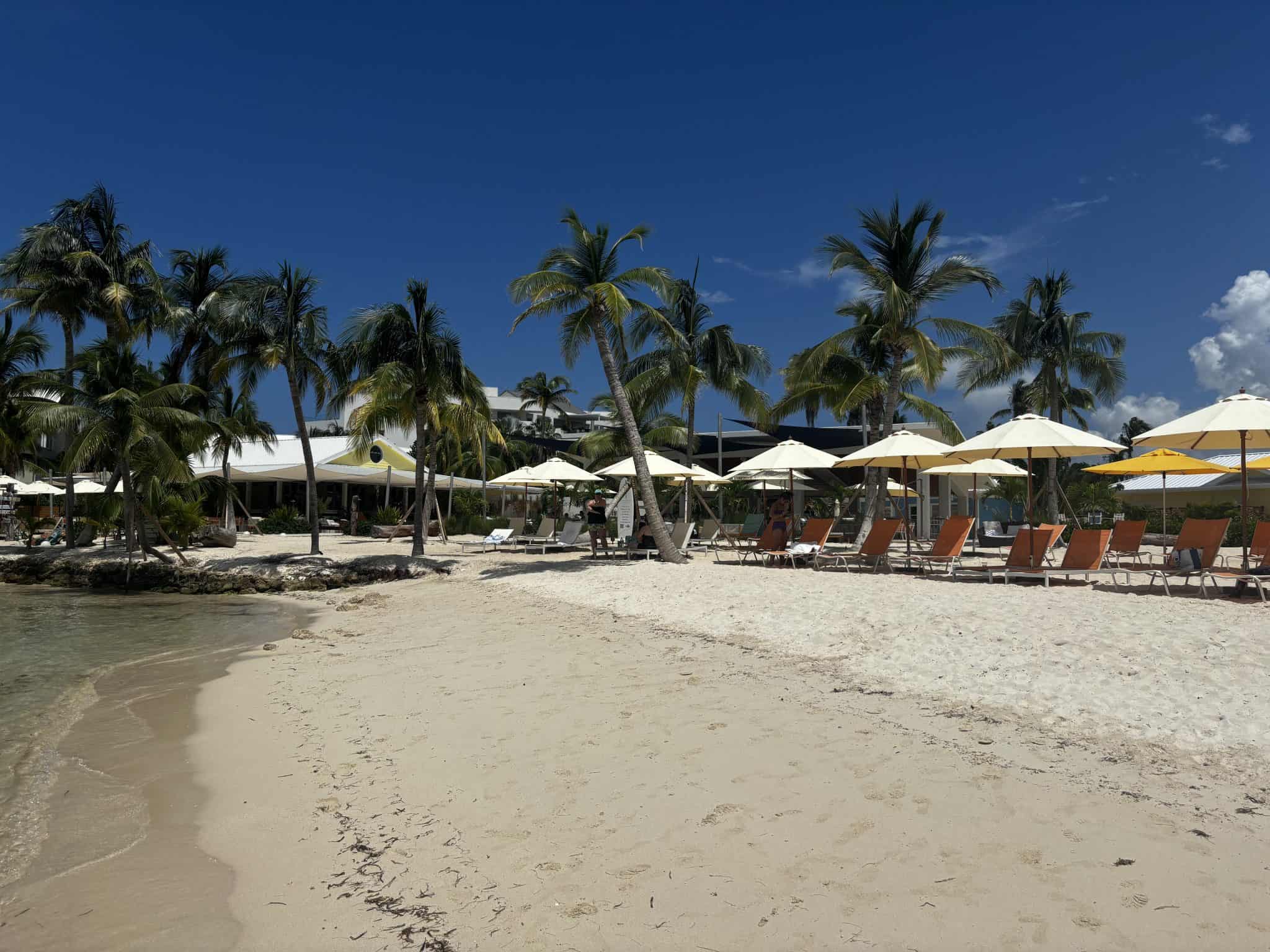 A COMPLETE GUIDE TO RUM POINT GRAND CAYMAN (FROM AN EX-LOCAL)